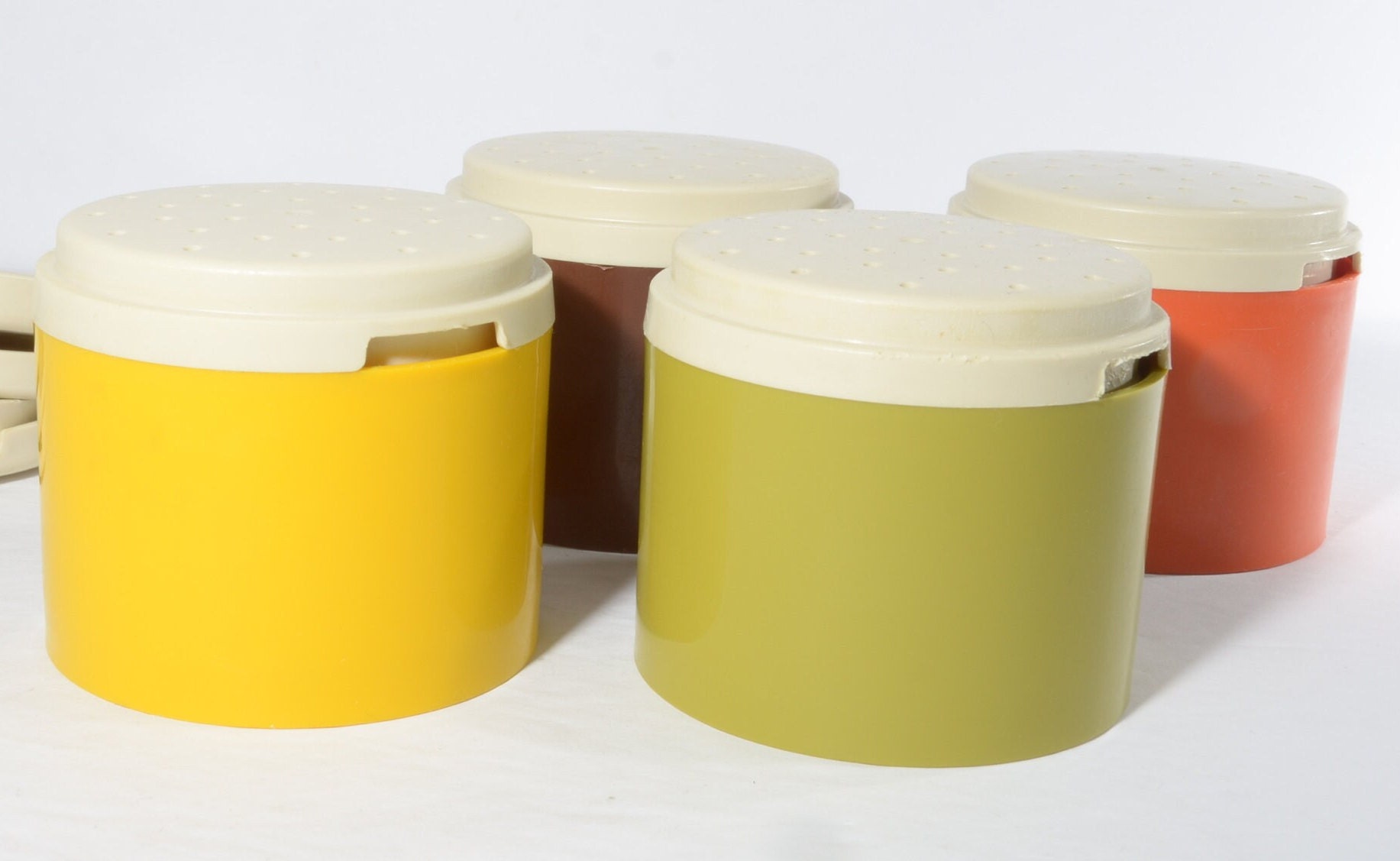 Vintage TUPPERWARE Set of 4 Spice Container Spice Shaker Set 4.5 Inches ...