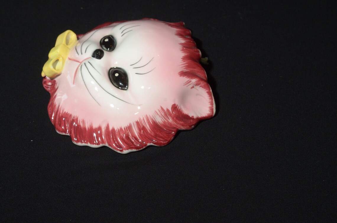 Vintage Lefton Pink Cat Kitten With Yellow Bow Planter Wall Pocket Wall ...