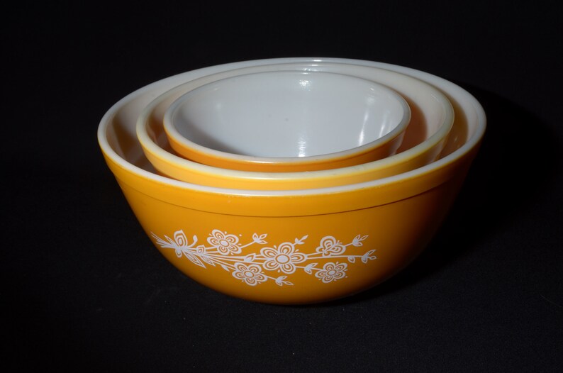 PYREX Butterfly Gold Redesign Set of 3 Bowl 401 402 and 403 | Etsy