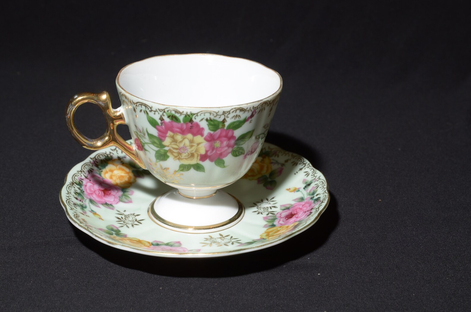 CASTLE Japan Hand Painted Bone China Green White Footed Teacup and ...