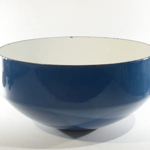 Vintage Copco Michael Lax Blue Round Enamel Serving Bowl 10 Inches ...