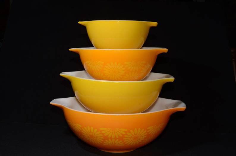 PYREX Daisy Citrus Cinderella Nesting Bowls 441 442 443 444 - Etsy Canada