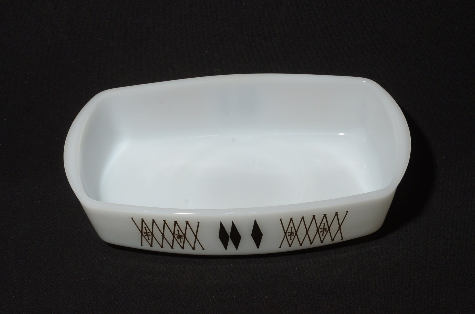 FEDERAL Glass Small Casserole Dish Milk Glass Baking Dish Atomic ...