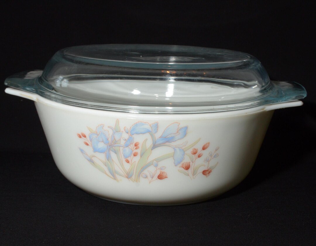 PYREX England JAJ Blue Iris Round Casserole Dish 9 Inches Lid Serving ...