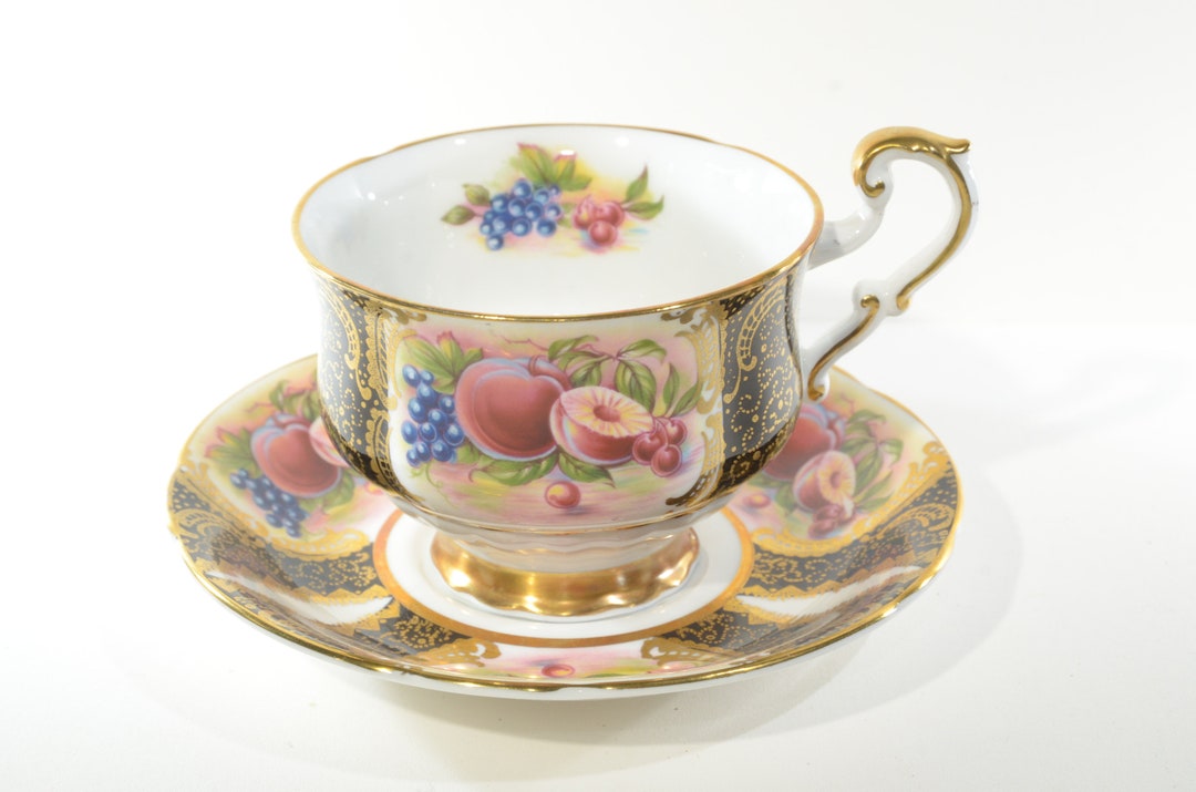 PARAGON Footed Tec up and Saucer Fruit Panel Harvest Black Medallion ...