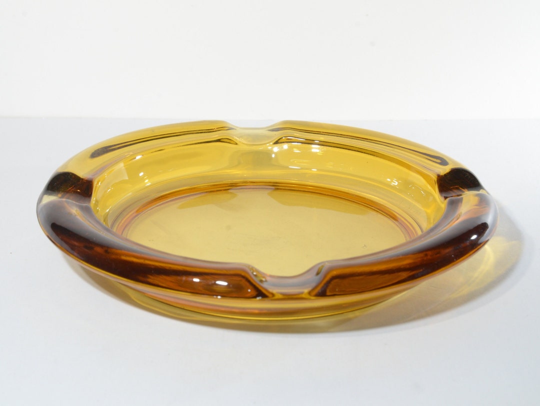 Amber Glass Large Ashtray 8 Inches Vintage Round Heavy Cigarette Honey 4 Indents Tobacciana - Etsy
