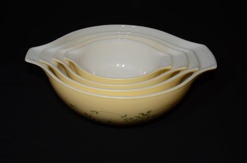 PYREX Full Set of Four (4) Shenandoah Cinderella Nesting BOWLS # 441 ...