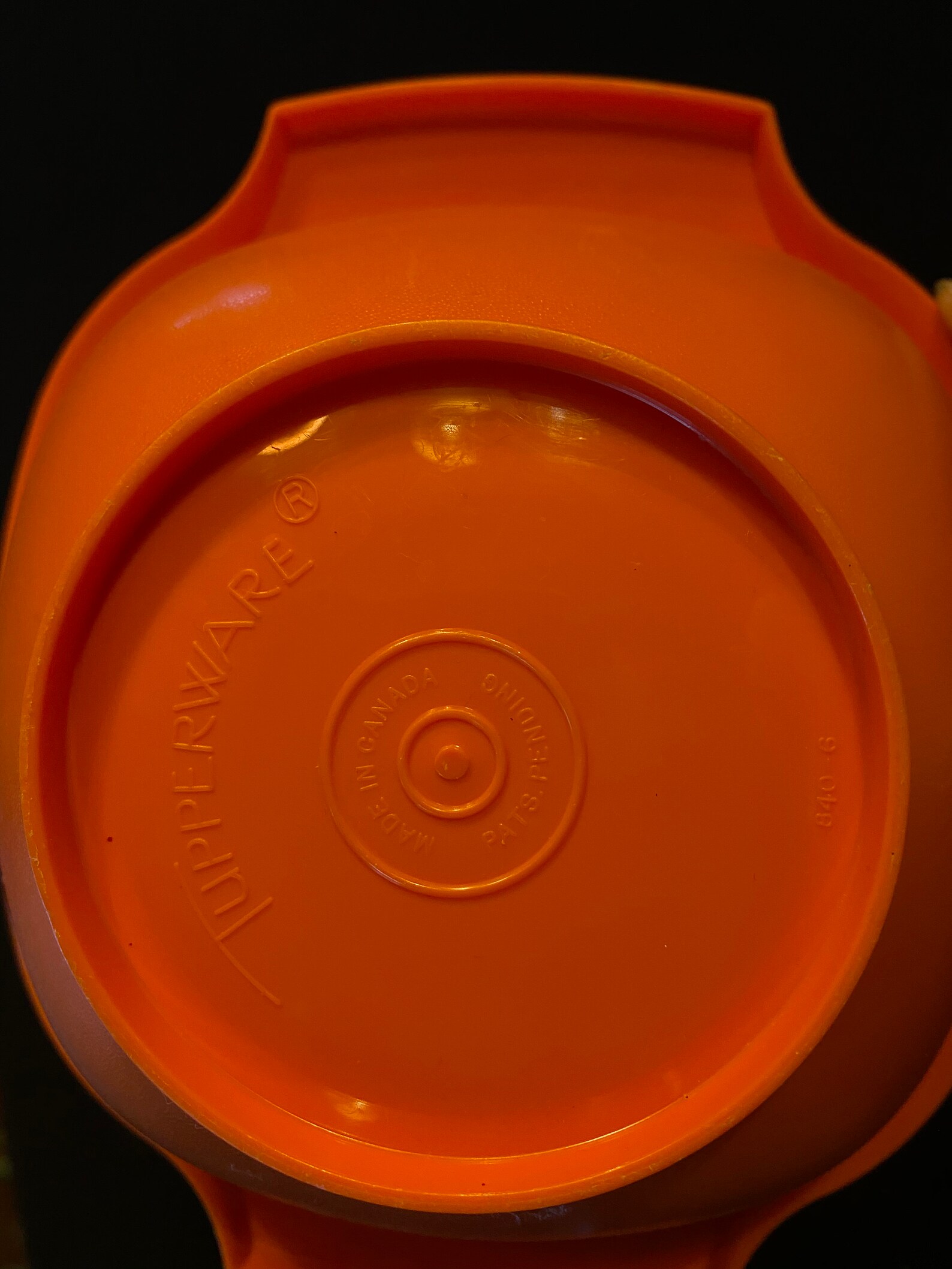 Vintage TUPPERWARE 840 Servalier Orange Bowl Snap on Lid - Etsy