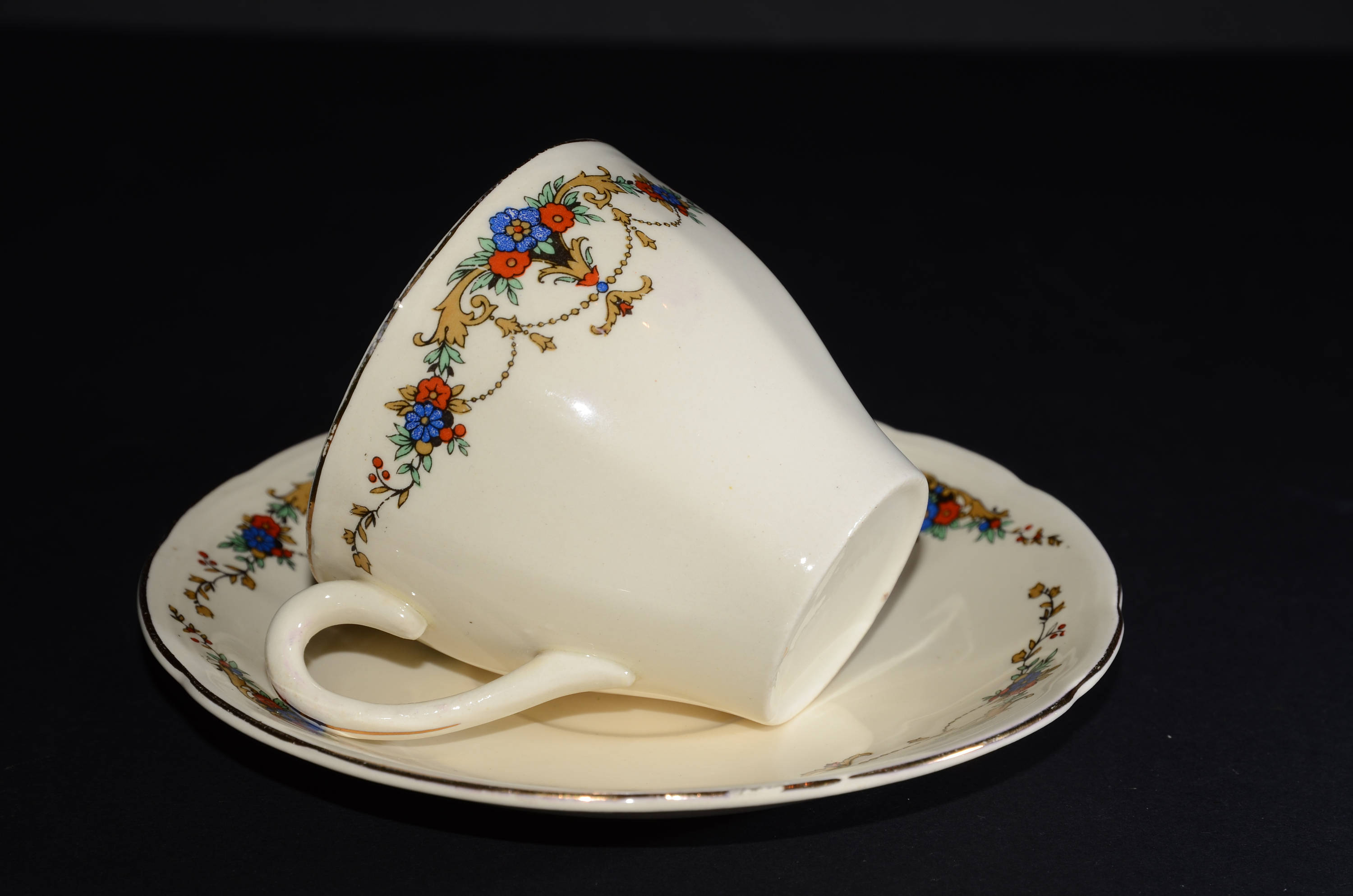 Vintage ALFRED MEAKIN Creamware Tea Cup and Saucer Set Bone - Etsy Sweden