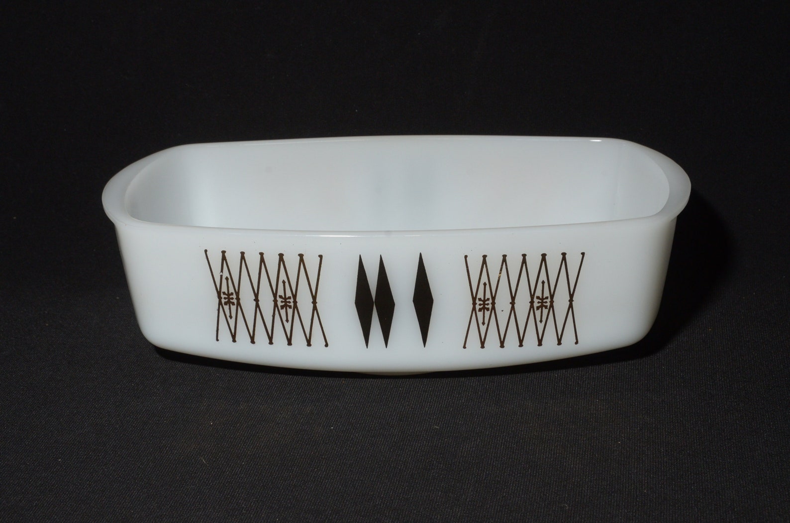 FEDERAL Glass Small Casserole Dish Milk Glass Baking Dish Atomic ...