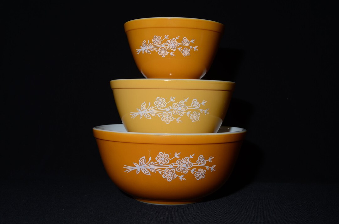 PYREX Butterfly Gold Redesign Set of 3 Bowl 401 402 and 403 Vintage ...