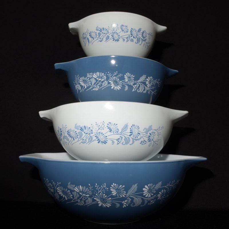 Vintage Pyrex Bowls - Etsy