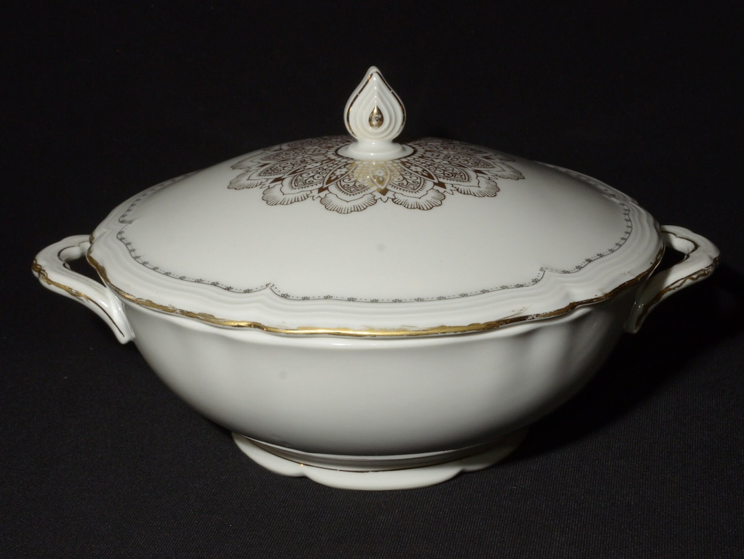 Marie Luise Seltmann Weiden Germany USZ Covered Round Serving Dish ...