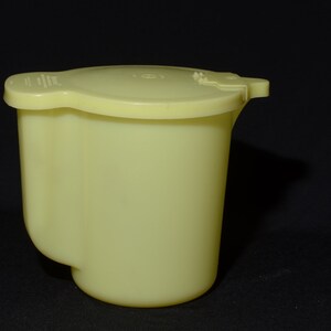 Vintage TUPPERWARE Yellow Container Milk Jug131-2 Plastic Serving ...