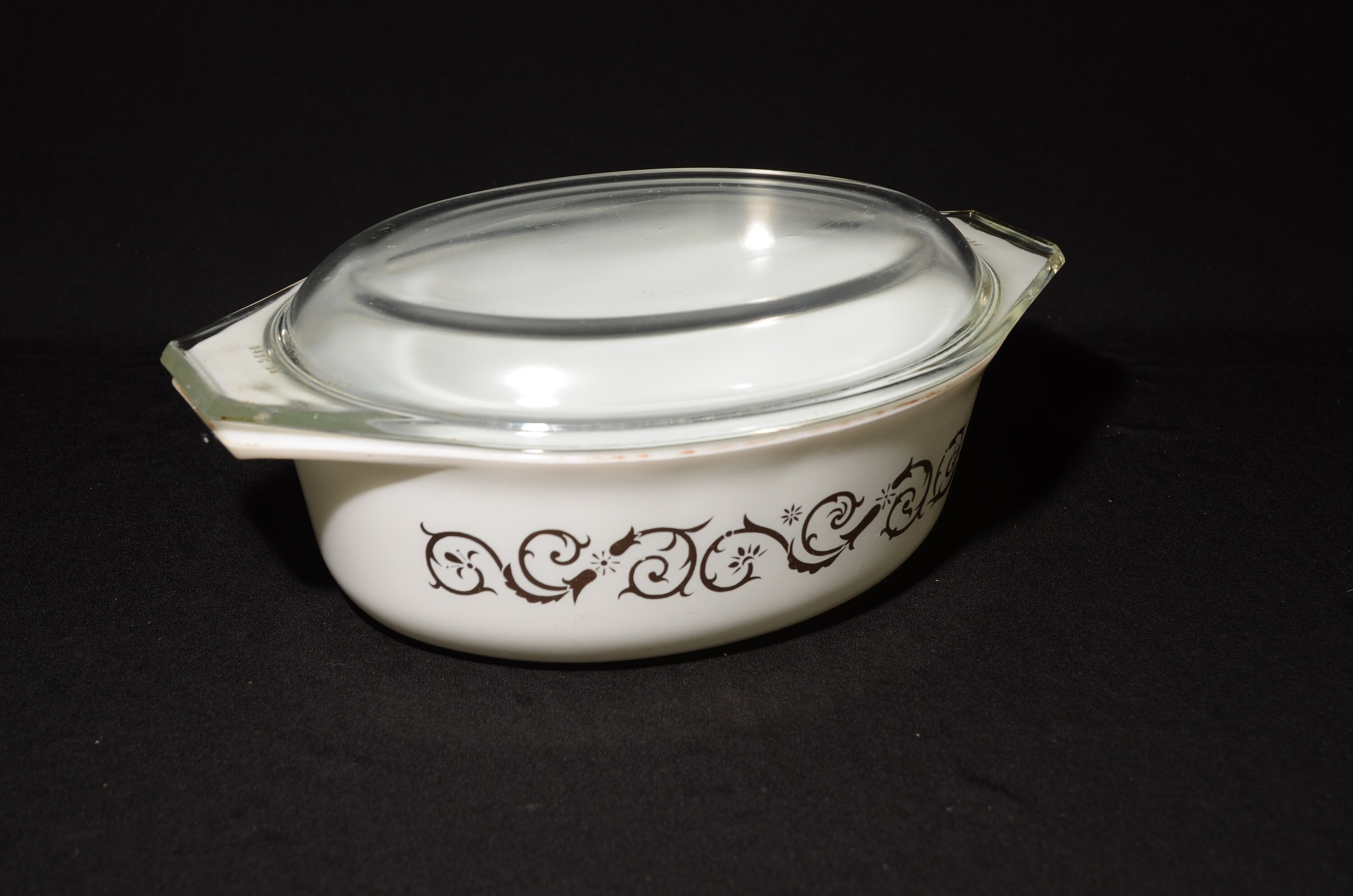 PYREX Empire Golden Scroll Casserole 1 1/2 Quart qt | Etsy