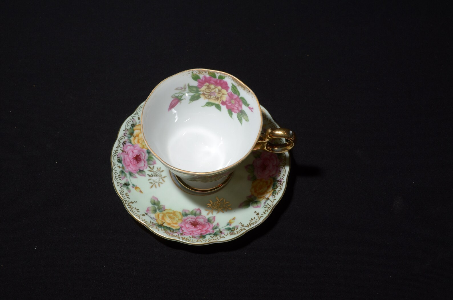CASTLE Japan Hand Painted Bone China Green White Footed Teacup and ...