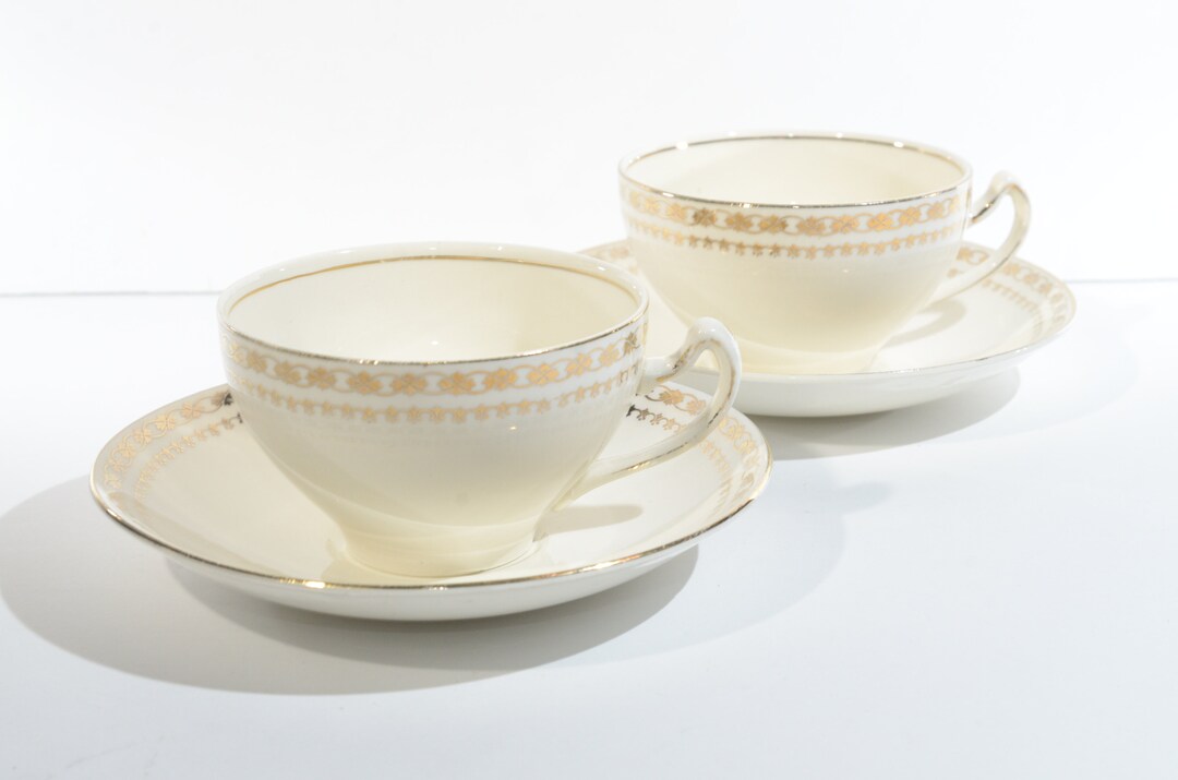 Set of 2 ALFRED MEAKIN Gold Crown Bone China Teacup and Saucer Vintage ...