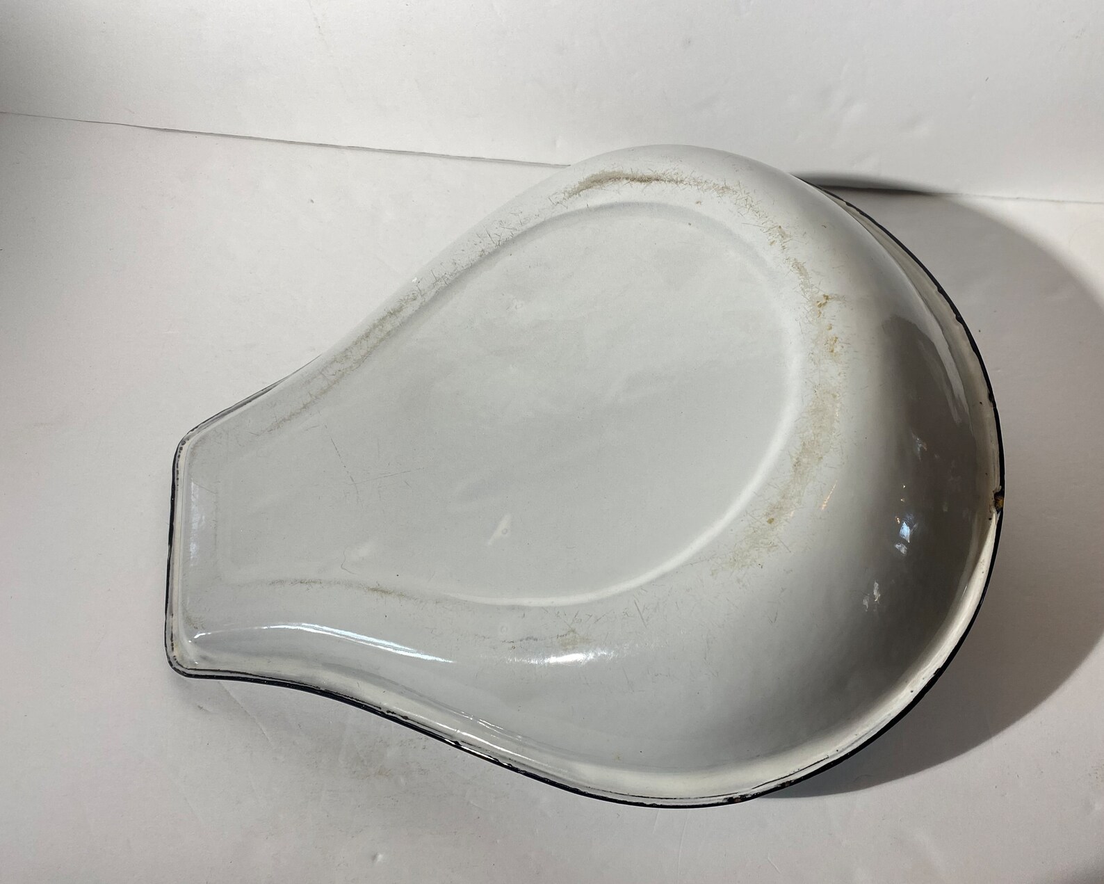 Vintage Enamelware Bedpan Urinal Nursing Student Gift Enamel Ware ...