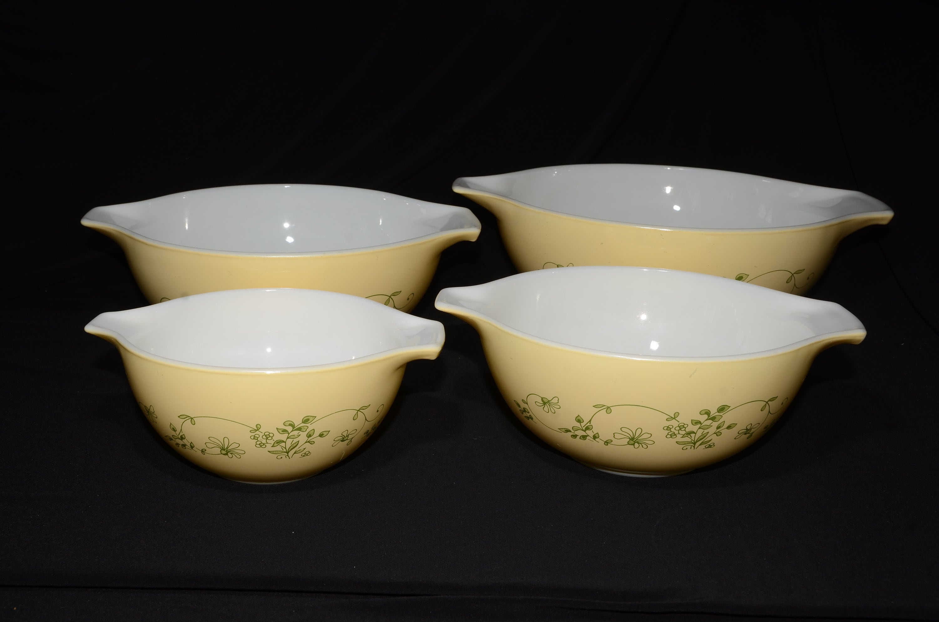 PYREX Full Set of Four (4) Shenandoah Cinderella Nesting BOWLS # 441 ...