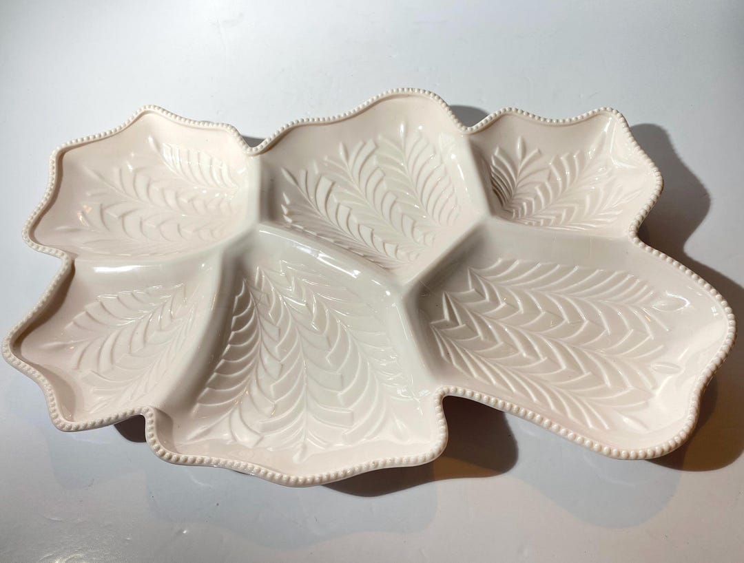 Jeannette Glass Shell Pink Relish Dish 6 Part Divided Serving Dish Leaf ...