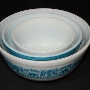 PYREX Horizon Blue Set of 3 Bowls 401 402 and 403 Vintage Pyrex Mixing ...