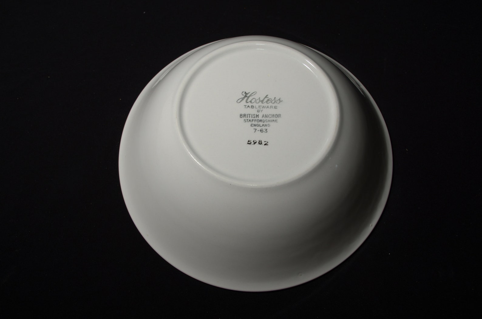 Hostess Tableware British Anchor Serving Bowl Serving Dish Salad Bowl 8 ...