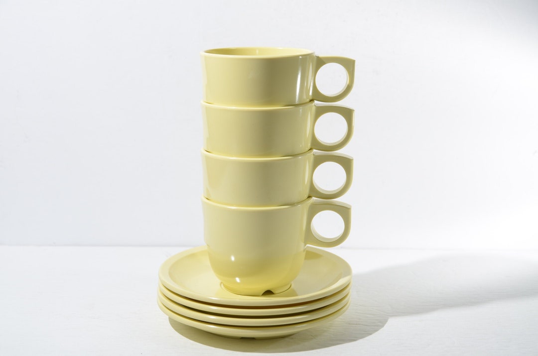 Vintage MELMAC Yellow Nesting Mug 305 GPL Set of 4 Hard Plastic ...