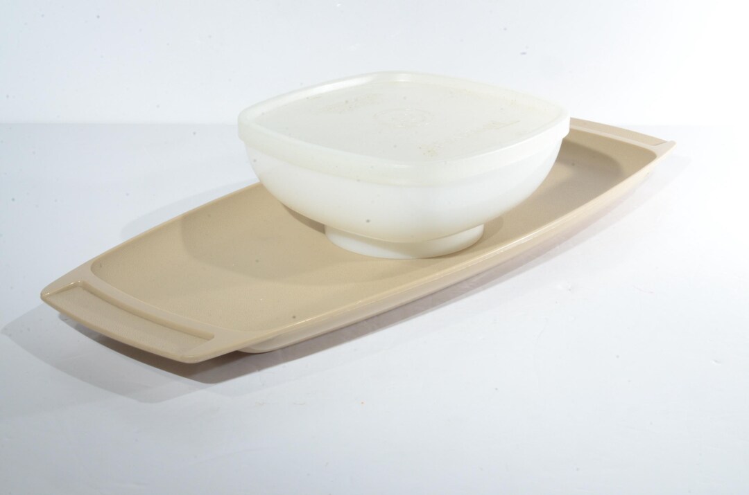Vintage TUPPERWARE 771 3pc Serve-ette Tray 771 Tan Bowl With Lid White ...