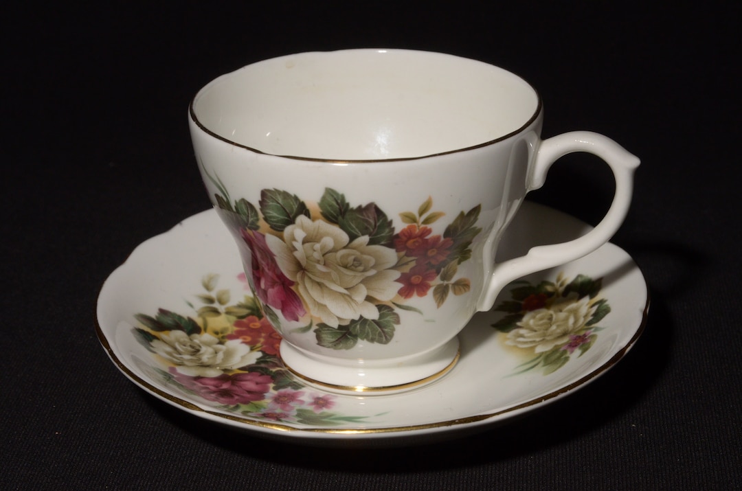SPRINGFIELD Teacup and Saucer Set Bone China Vintage England Pink Red ...