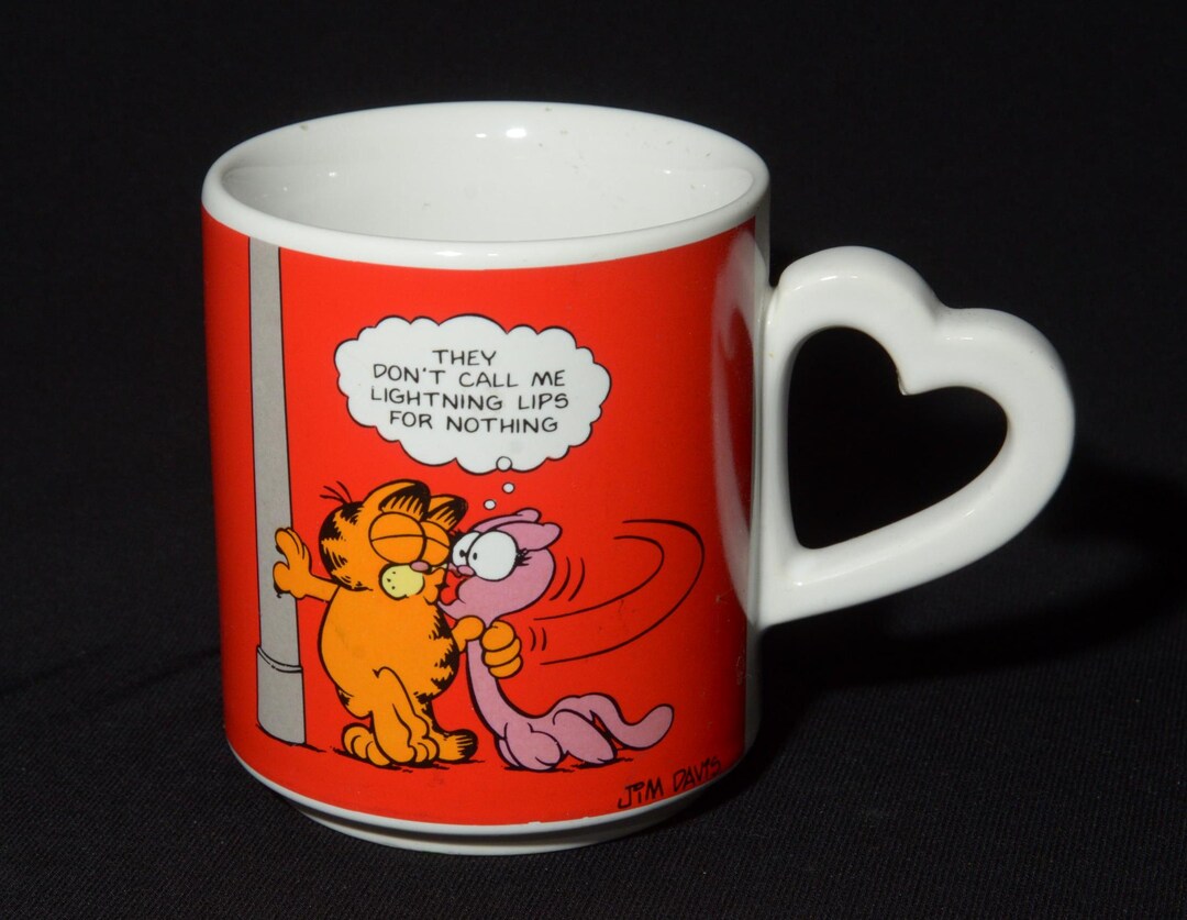 Vintage Garfield the Cat Kissing Arlene From Jim Davis Red Mug Ceramic ...