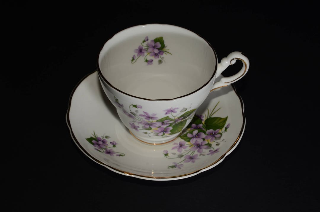 REGENCY Teacup and Saucer Purple Flowers Gold Rimmed England Vintage ...