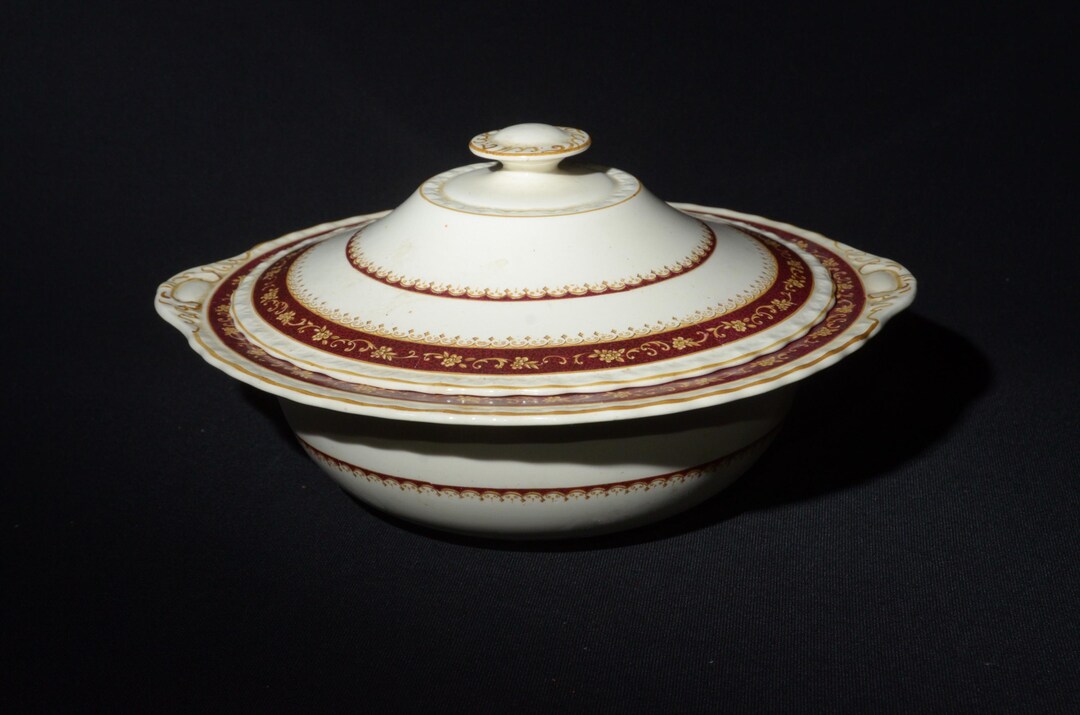 MYOTT Staffordshire Powder Marone Tureen Casserole Dish Lid Covered ...