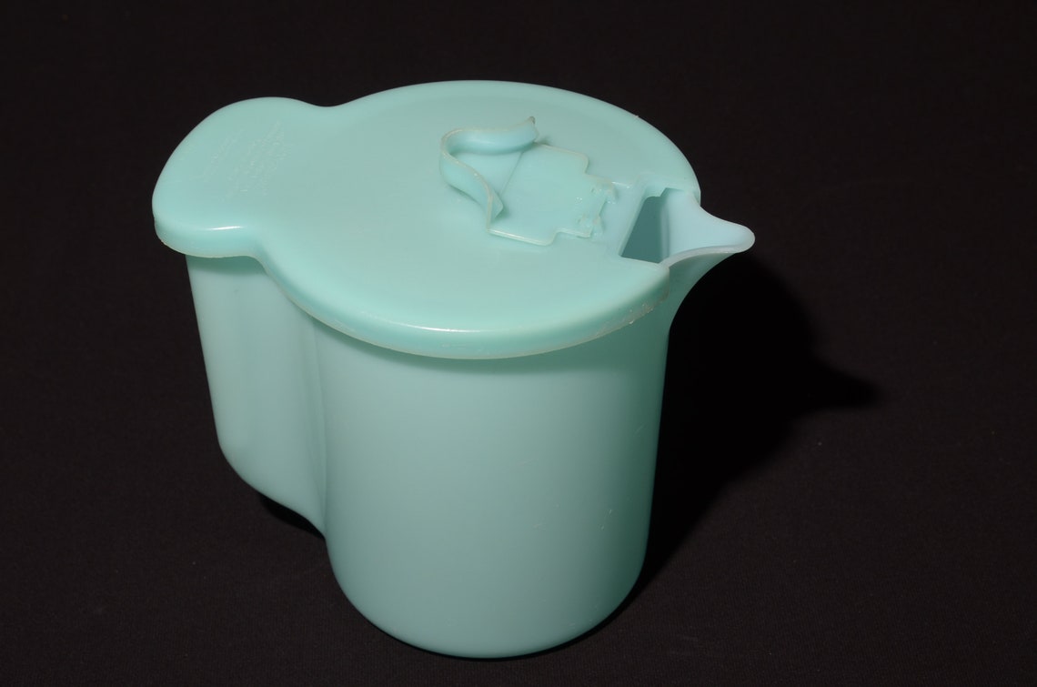 Vintage TUPPERWARE Turquoise Blue Container Milk Jug 131-2 - Etsy