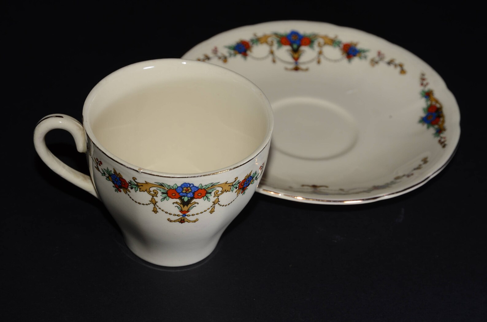 Vintage ALFRED MEAKIN Creamware Tea Cup and Saucer Set Bone - Etsy Sweden