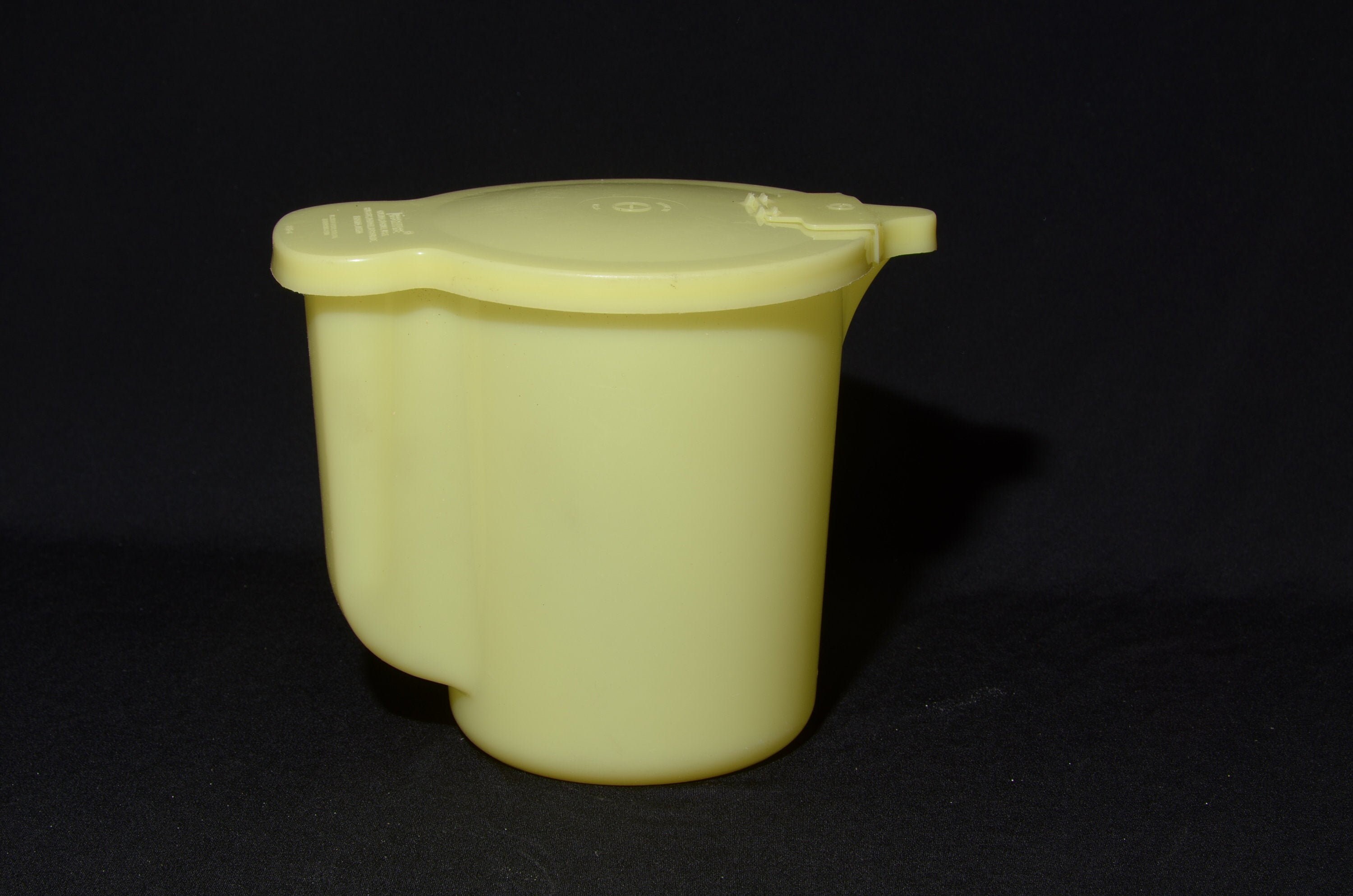Vintage TUPPERWARE Yellow Container Milk Jug131-2 Plastic - Etsy