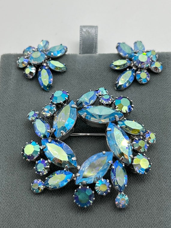 vintage sherman brooch and - Gem