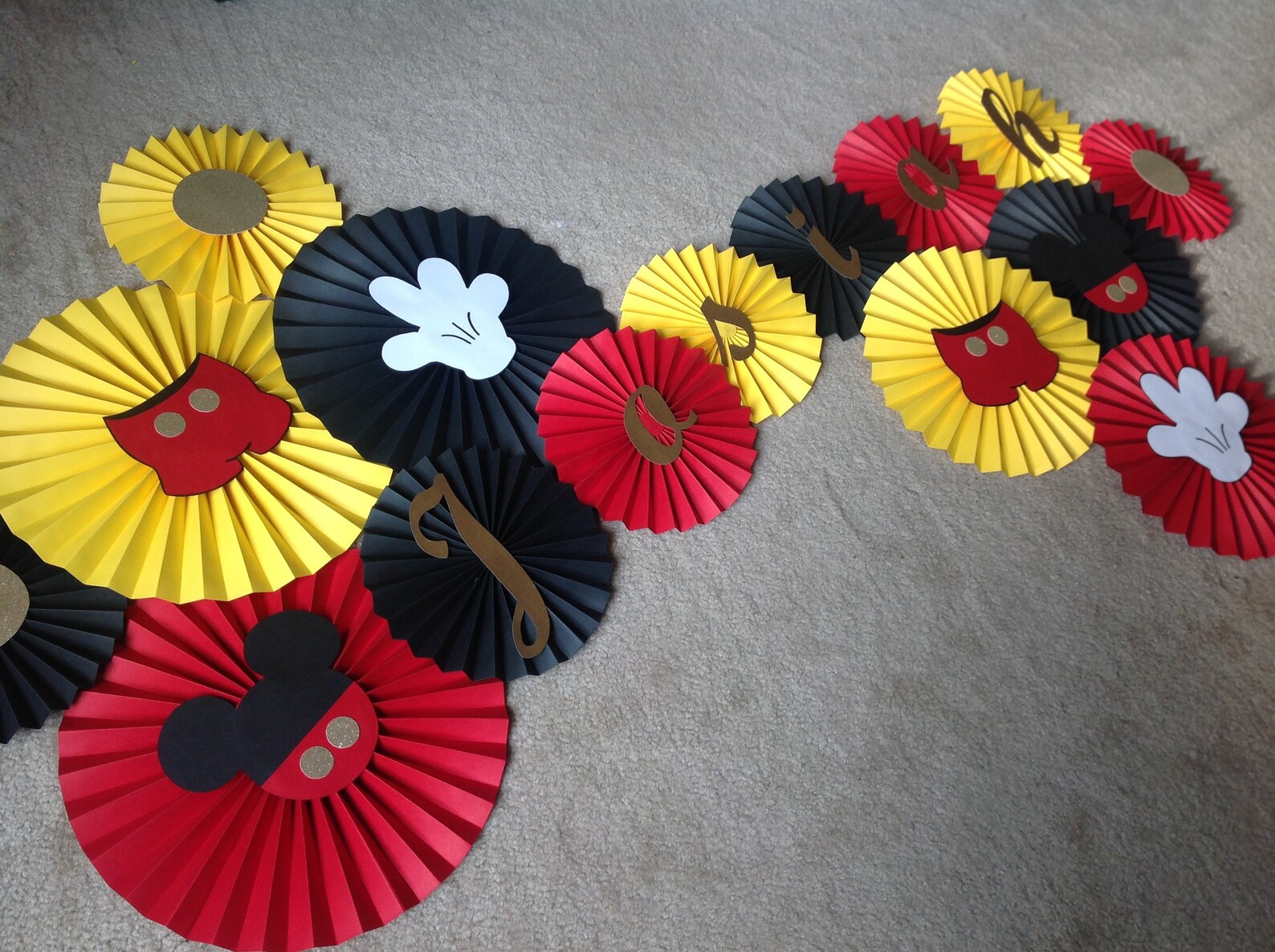 Mickey Mouse Paper Rosettes/ Mickey Mouse Party/ Mickey - Etsy