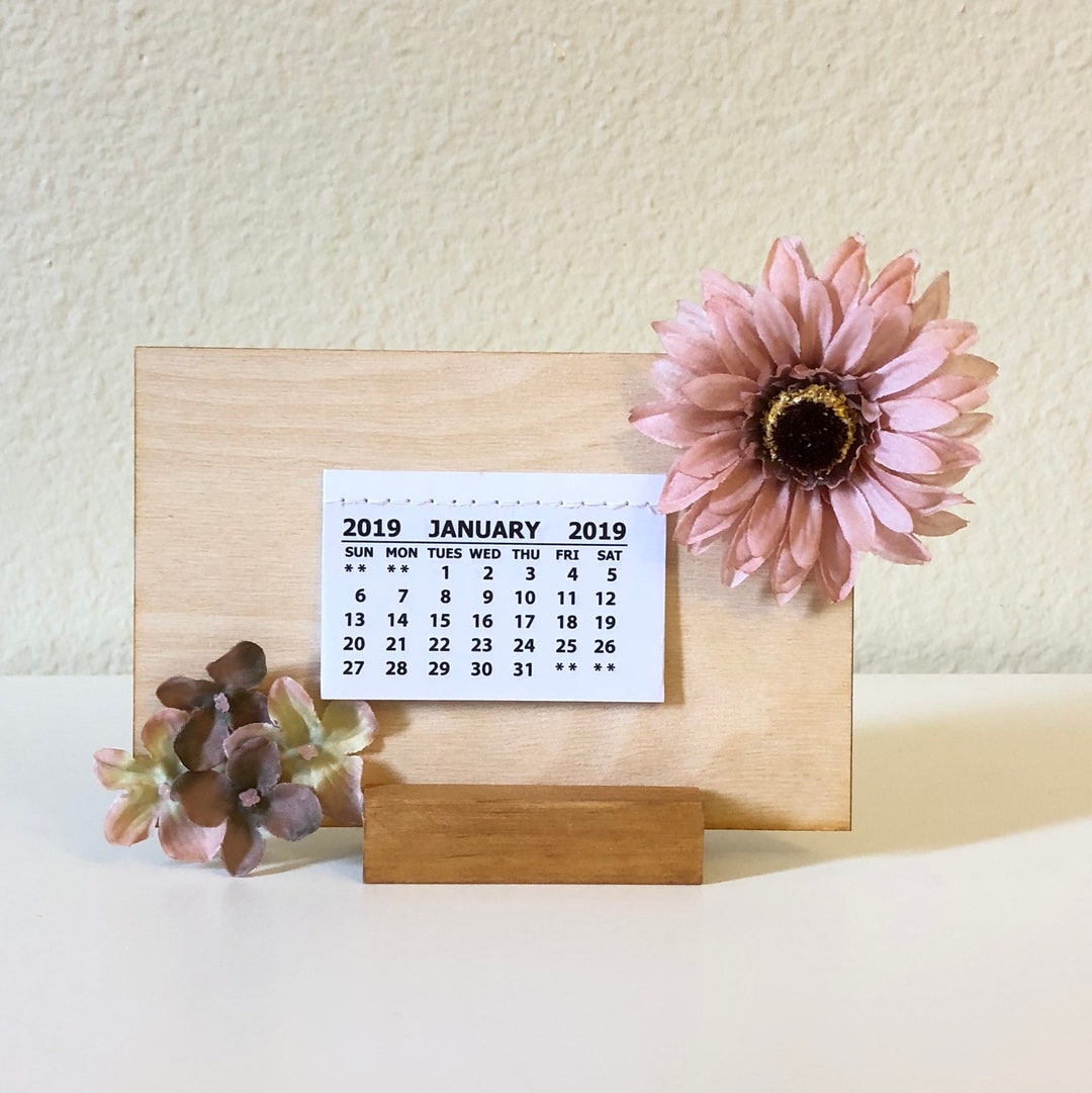 Floral Calendar With Block - Etsy