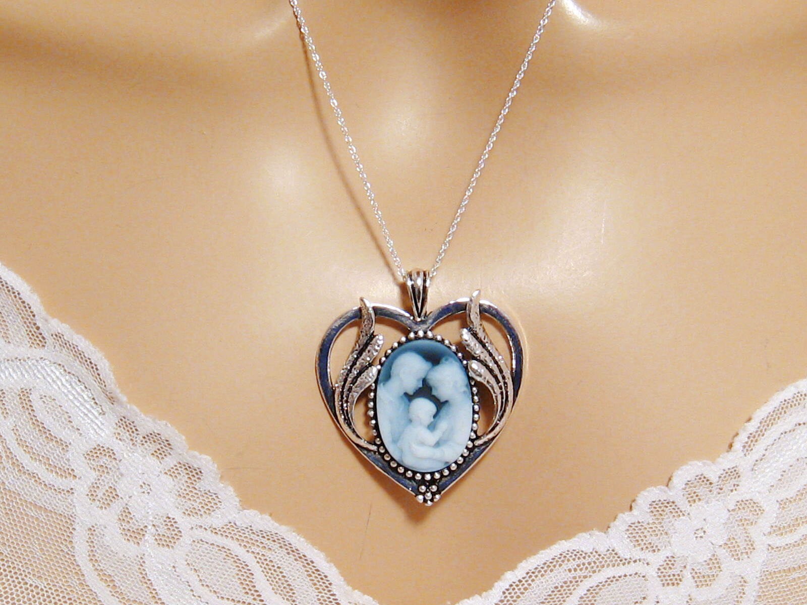 Real Cameo Necklace/father Mother Child Cameo Necklace/carved - Etsy