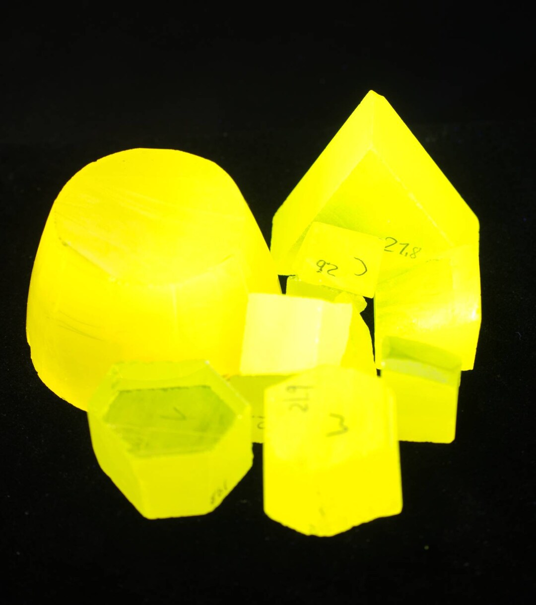 Ce YAG Lumogarnet Yttrium Aluminum Garnet Facet Rough You Select ...