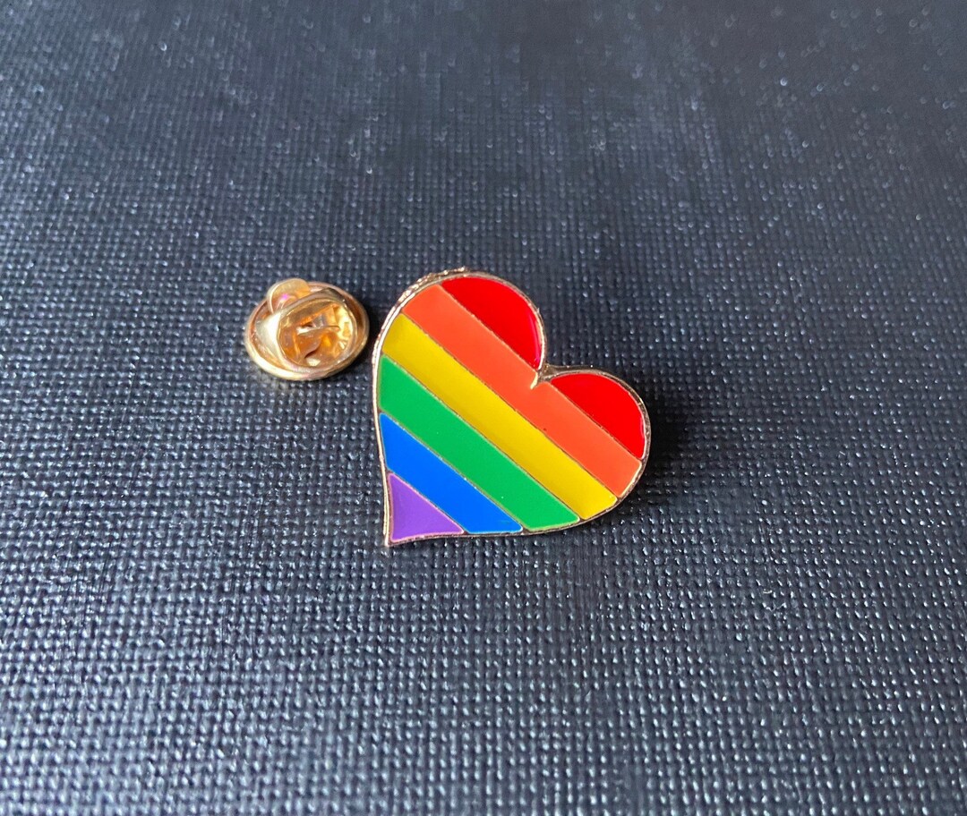 Rainbow Heart Pushback Pin Badge Pride LGBTQ+ - Etsy