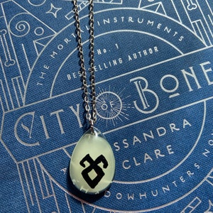 Witchlight Rune Pendant Necklace | Shadowhunters | the Mortal ...