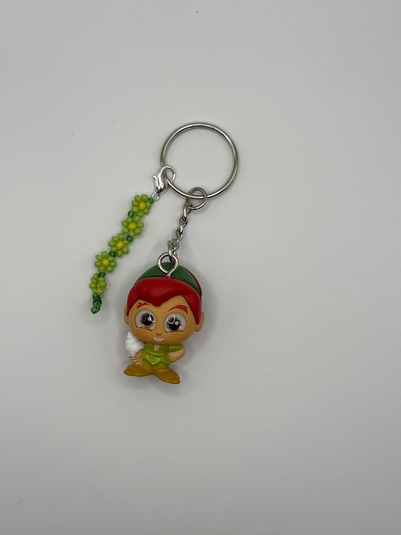 Peter Pan Floral Keychain - Etsy