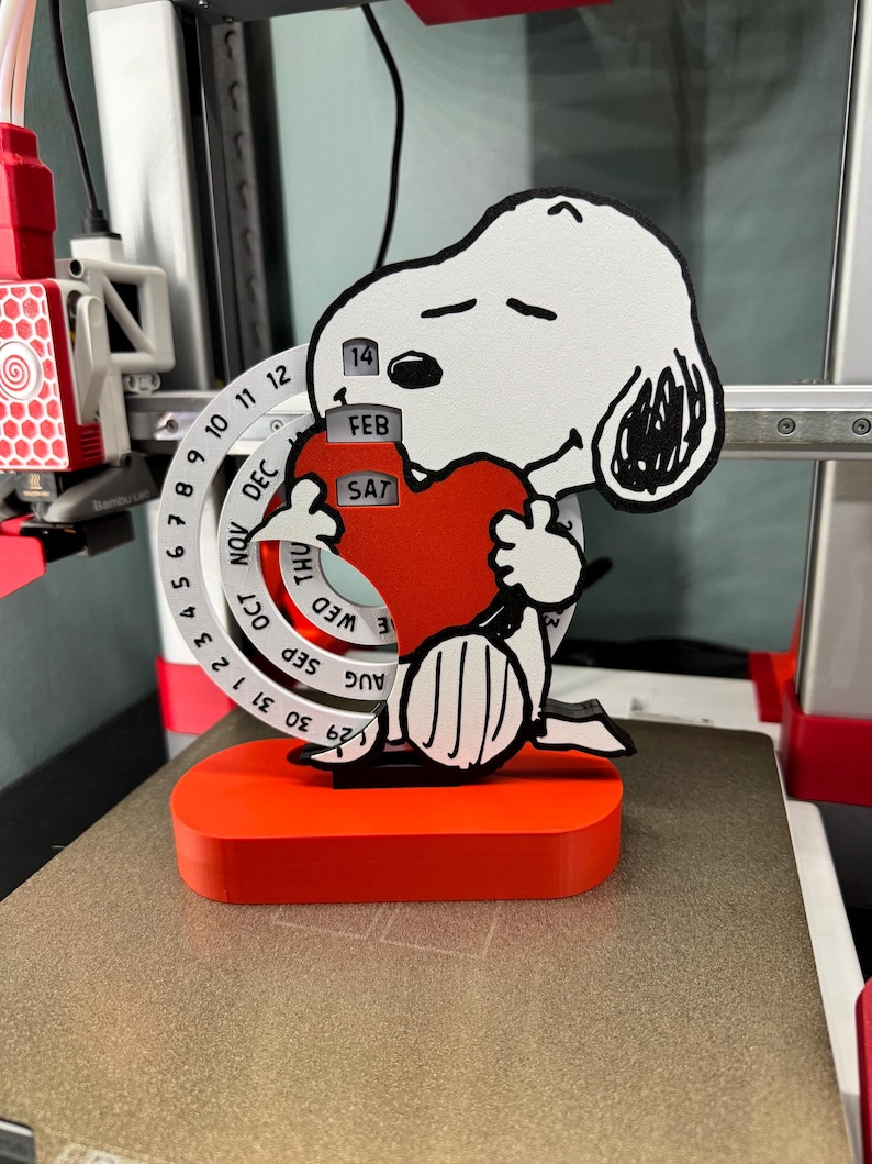 Snoopy Hugging Heart Perpetual Desk Calendar – Double-sided Rotating ...