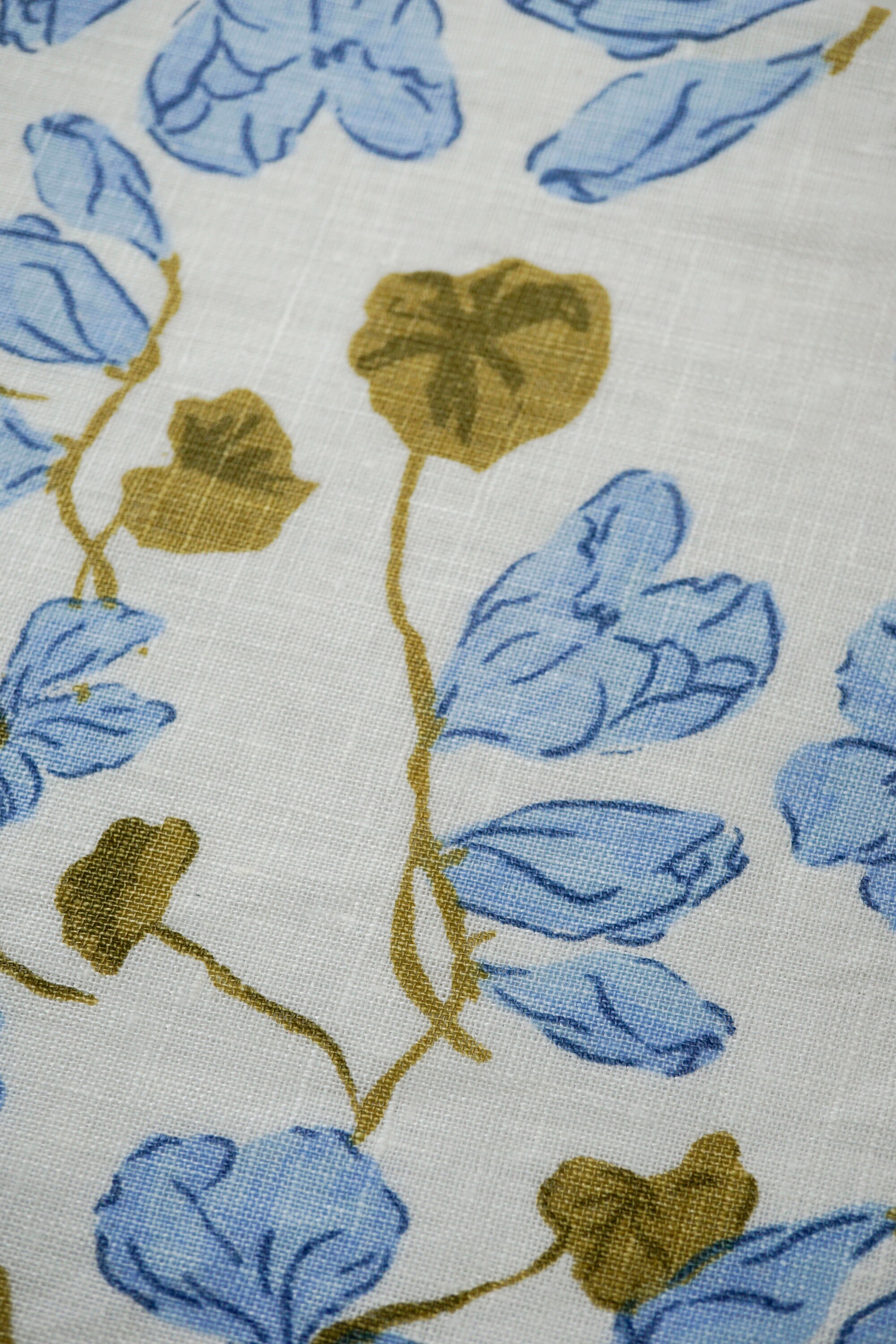 Fabric: Linen "blue Kisses" - by the Yard | Floral Print Fabric, Purple ...
