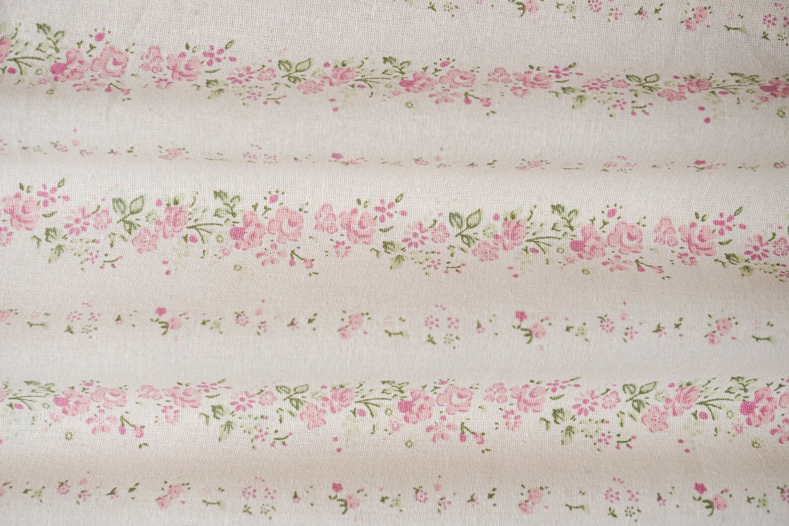 Fabric: VH - Linen "floral Line" - by the Yard | Floral Print Fabric ...