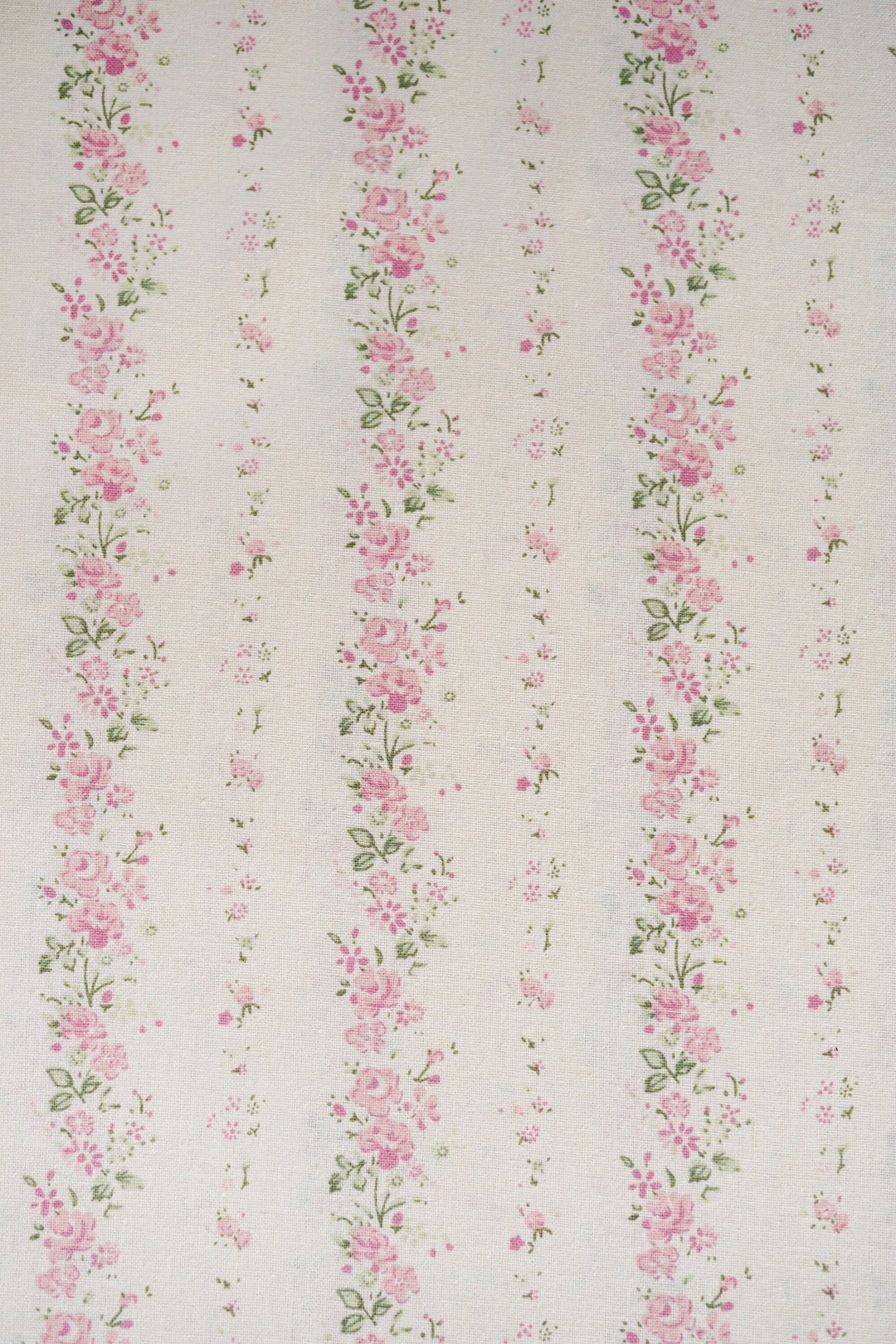 Fabric: VH - Linen "floral Line" - by the Yard | Floral Print Fabric ...