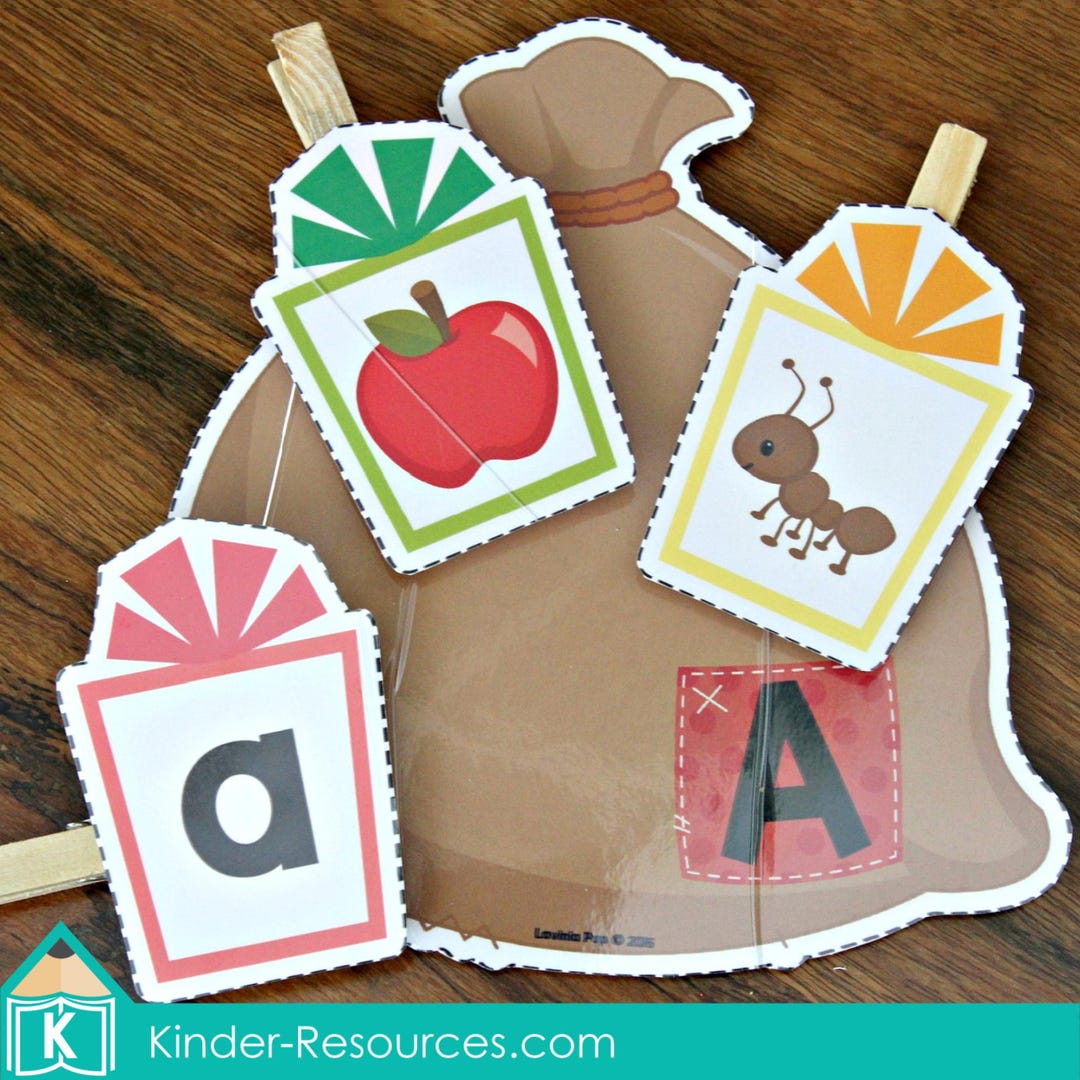 Christmas Alphabet and Beginning Sounds Matching Activity | Printable ...