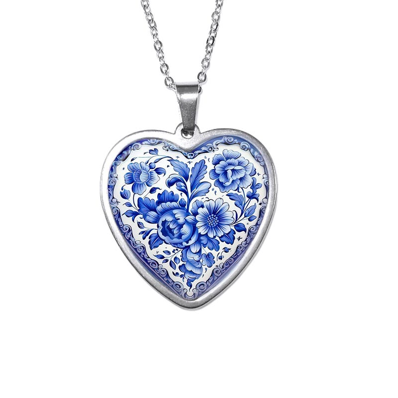 Delft Blue Necklace - Etsy