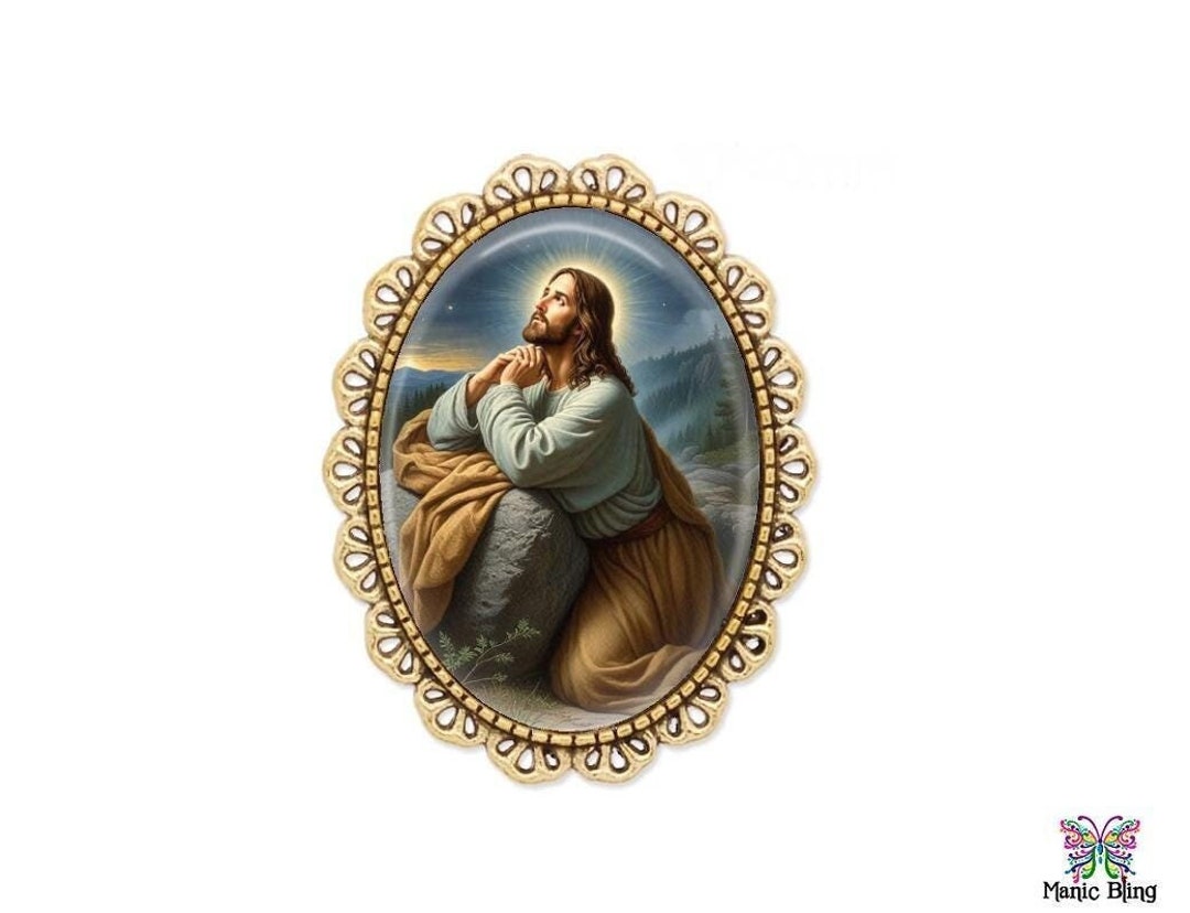Praying Jesus Brooch | Large Oval Photo Pin | Christian Photo Brooch ...